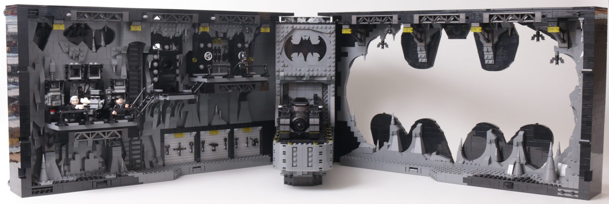 LEGO Batman 76252 Batcave – Shadow Box review