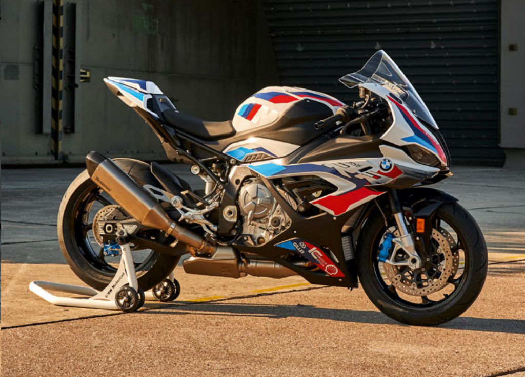 Four fun facts about LEGO Technic 42130 BMW M 1000 RR