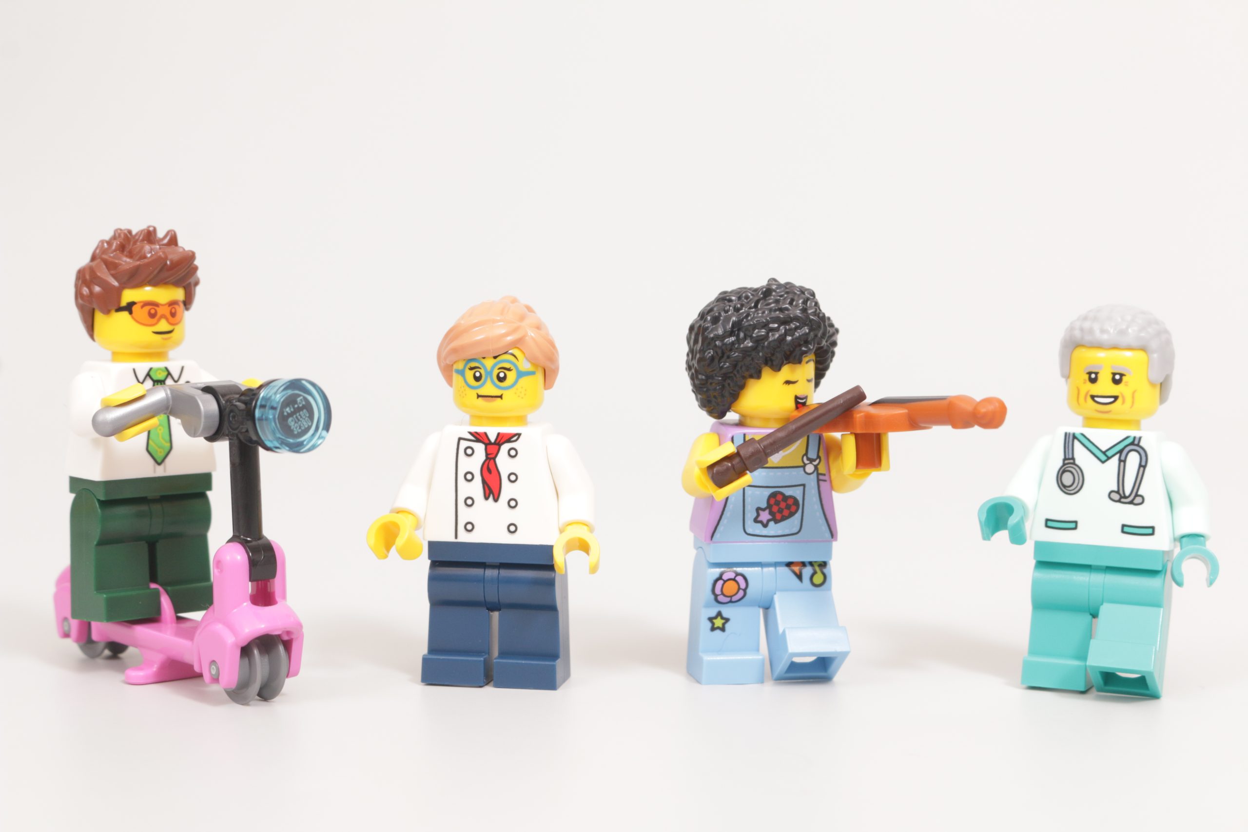 LEGO City 60380 Downtown review and full gallery