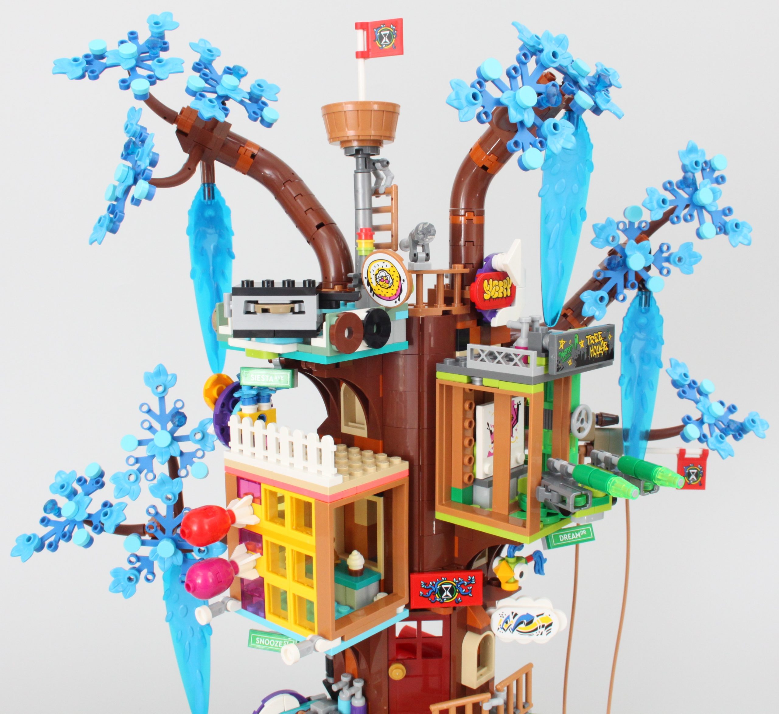 LEGO DREAMZzz 71461 Fantastical Tree House review