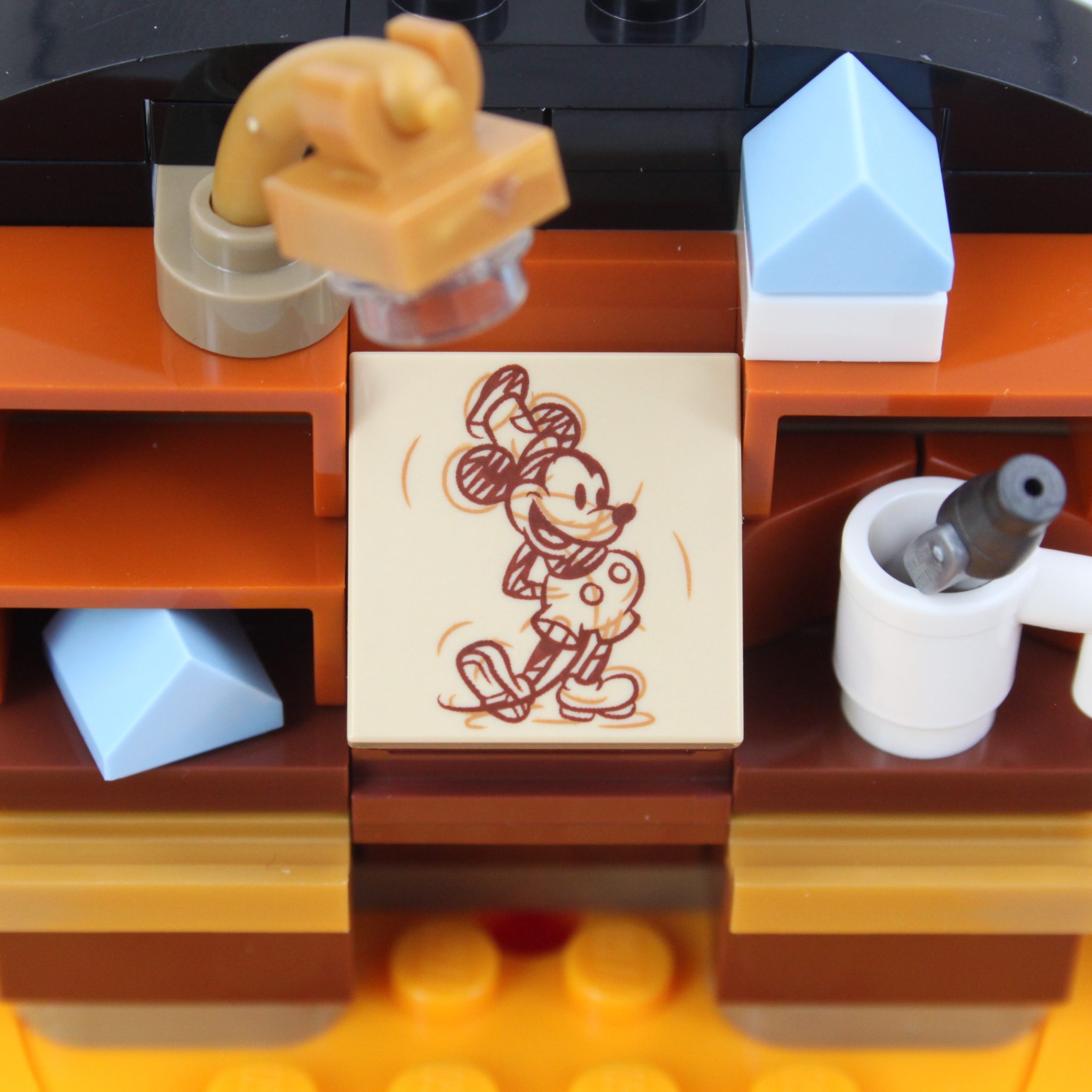 LEGO Disney 40600 Disney 100 Years Celebration GWP review