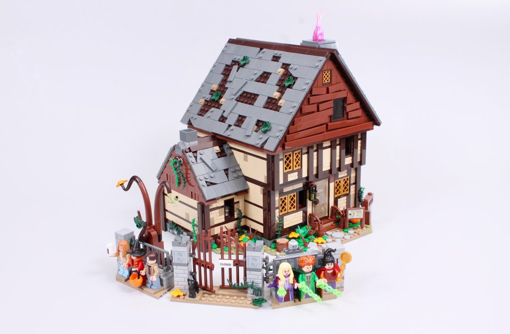 21341 Hocus Pocus: The Sanderson Sisters’ Cottage review