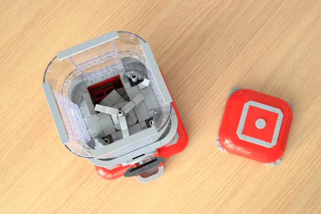 Spin to win: working LEGO gumball machine hits 10K on Ideas