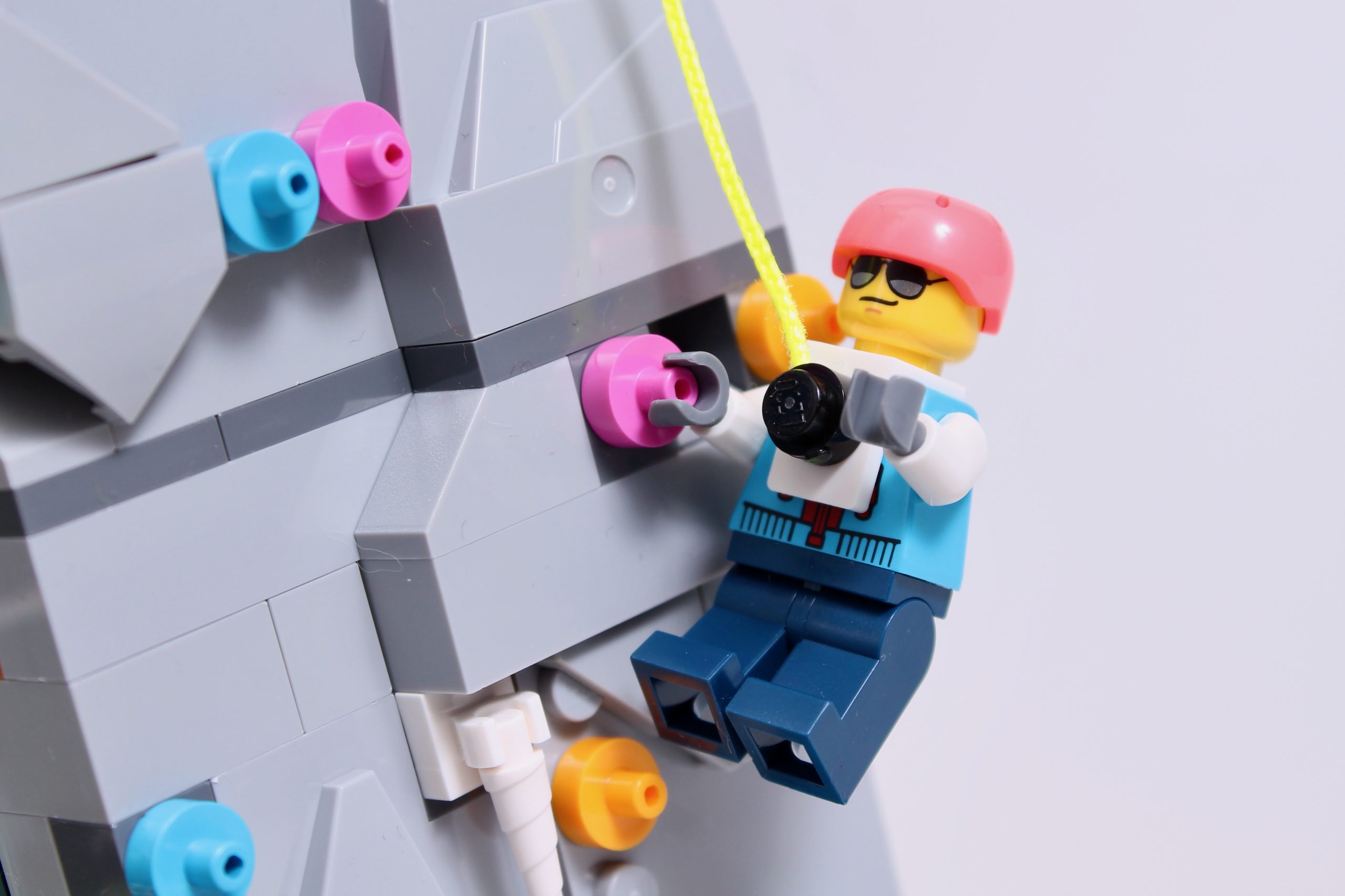 LEGO City 60366 Ski and Climbing Center review