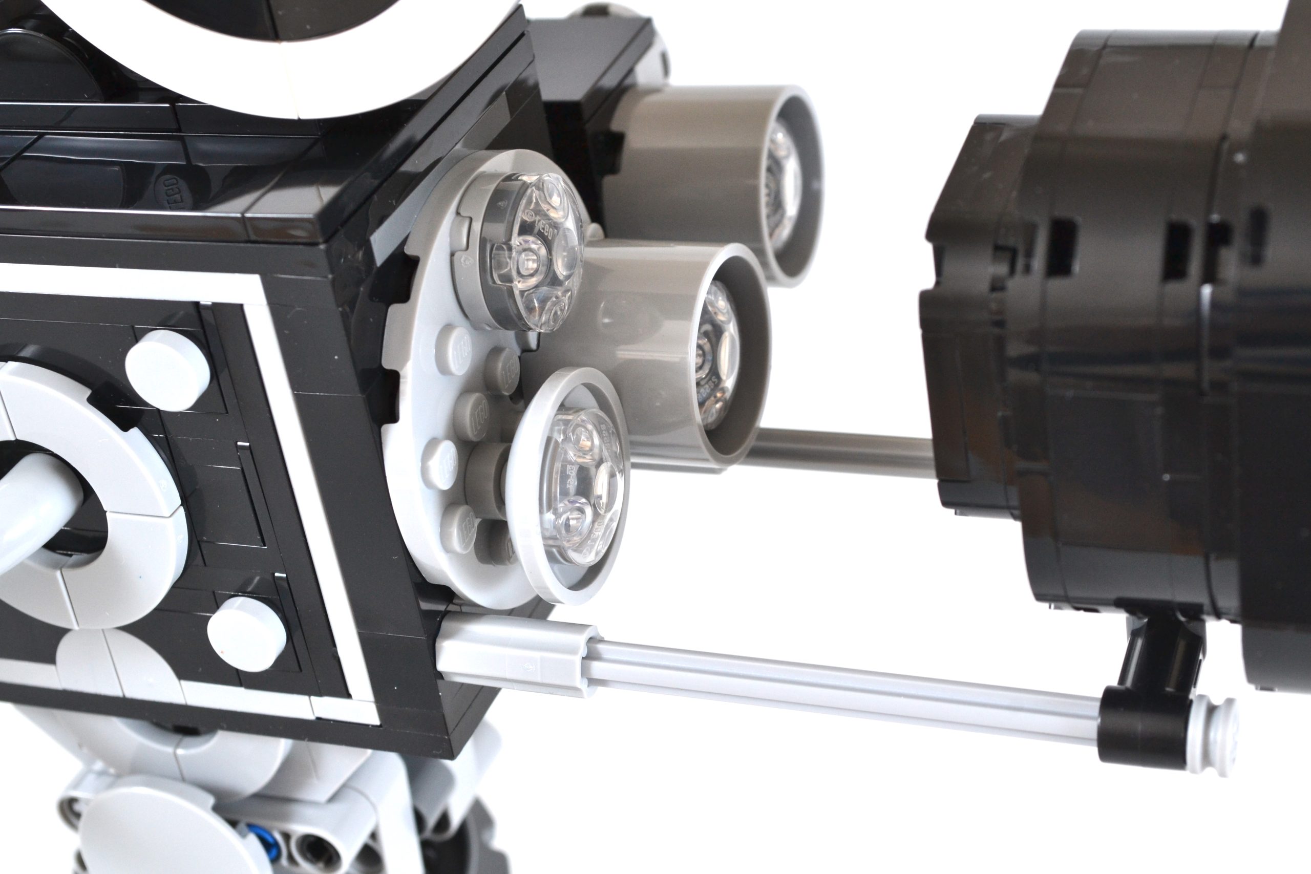 LEGO Disney 43230 Walt Disney Tribute Camera review