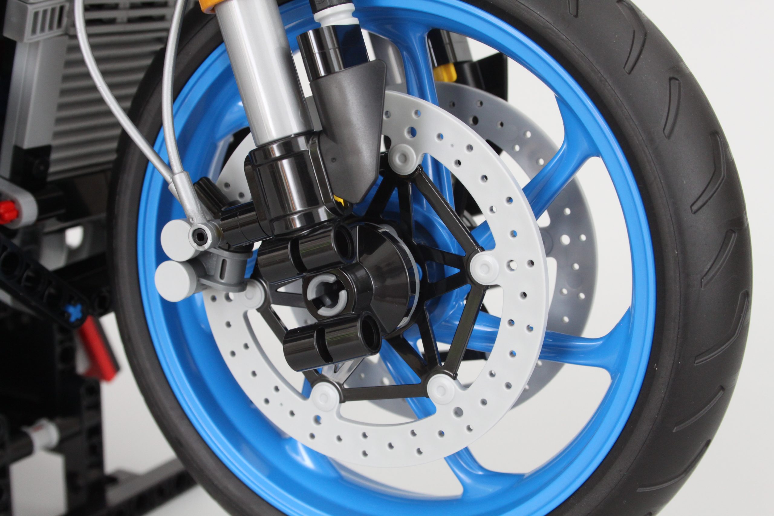 LEGO Technic 42159 Yamaha MT-10 SP review