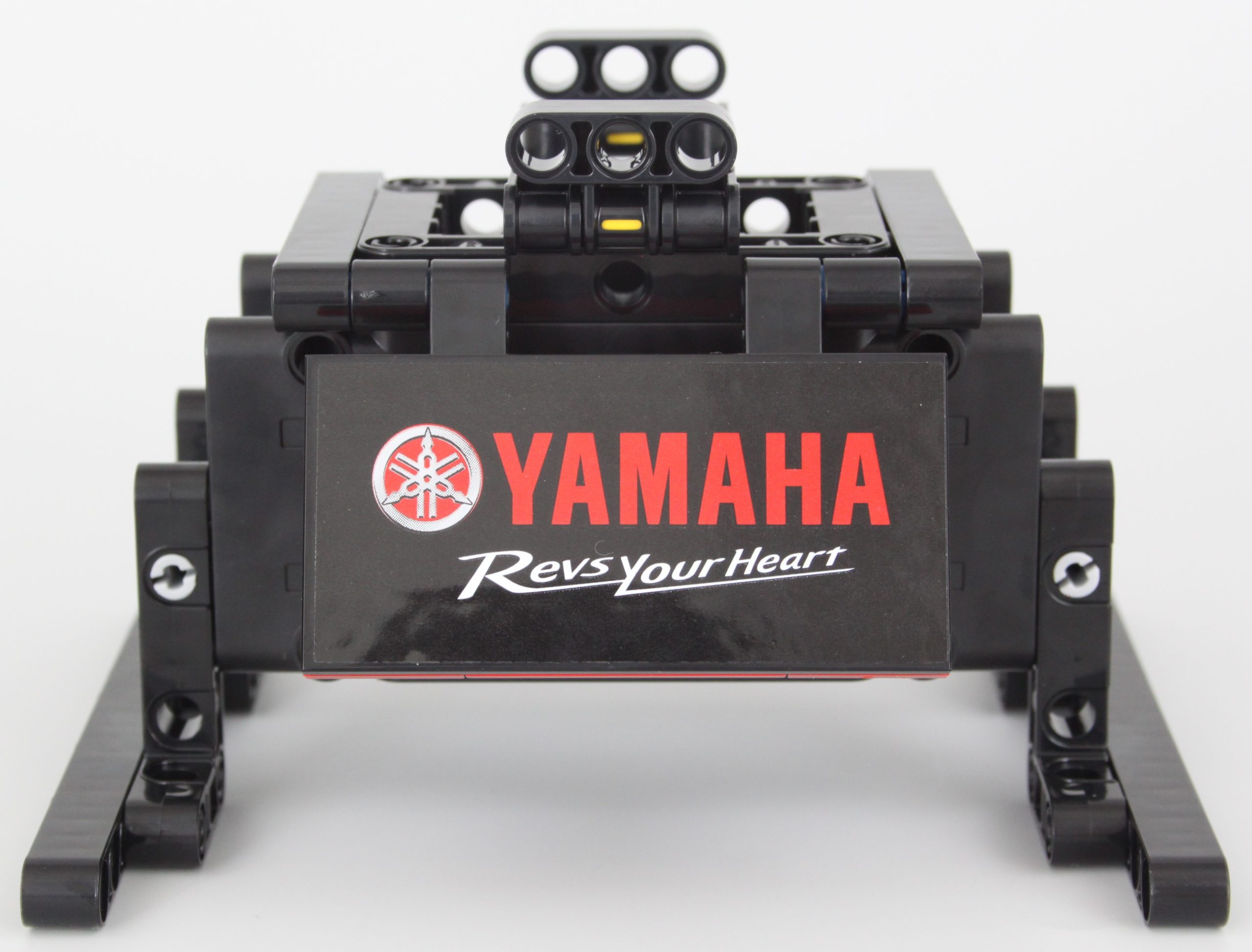 LEGO Technic 42159 Yamaha MT-10 SP review