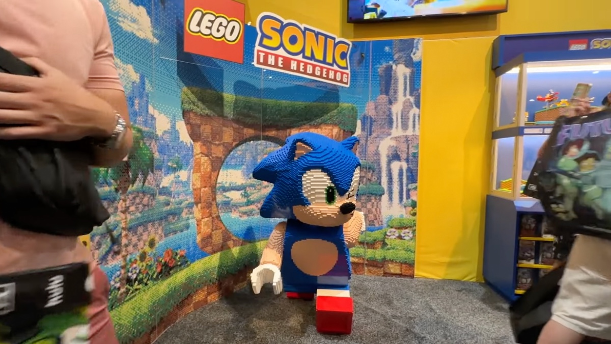 Inside the LEGO SDCC 2023 booth – new sets, builds and more