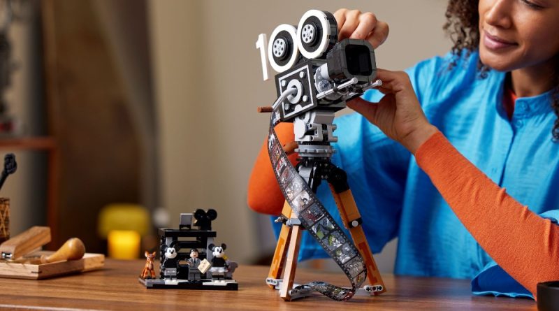 Chaque film en LEGO Disney 43230 Walt Disney Appareil photo hommage