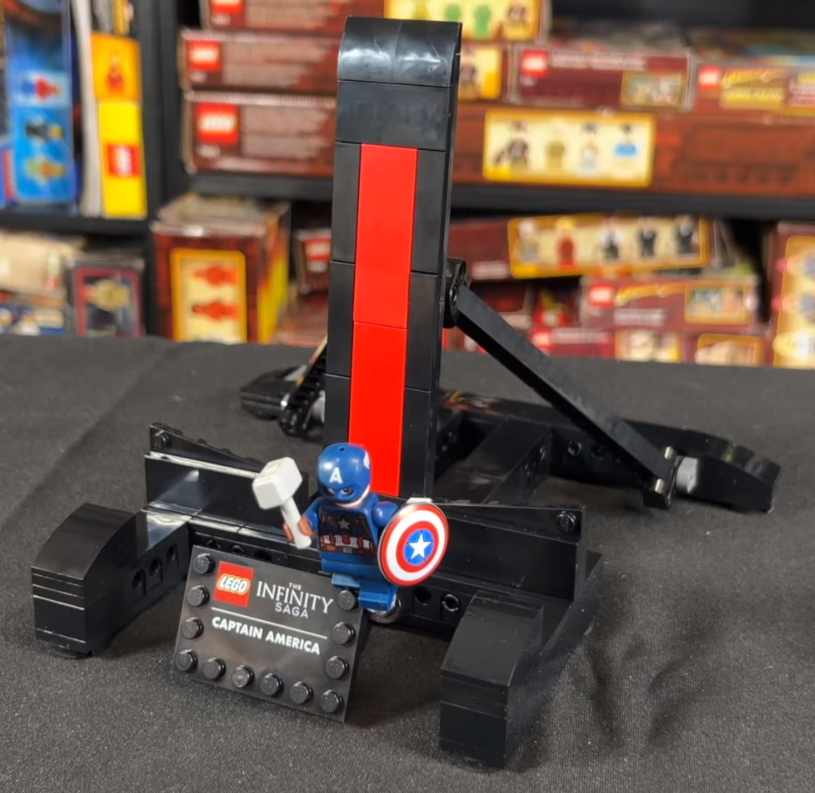 LEGO 76262 Captain America's Shield looks good but fragile