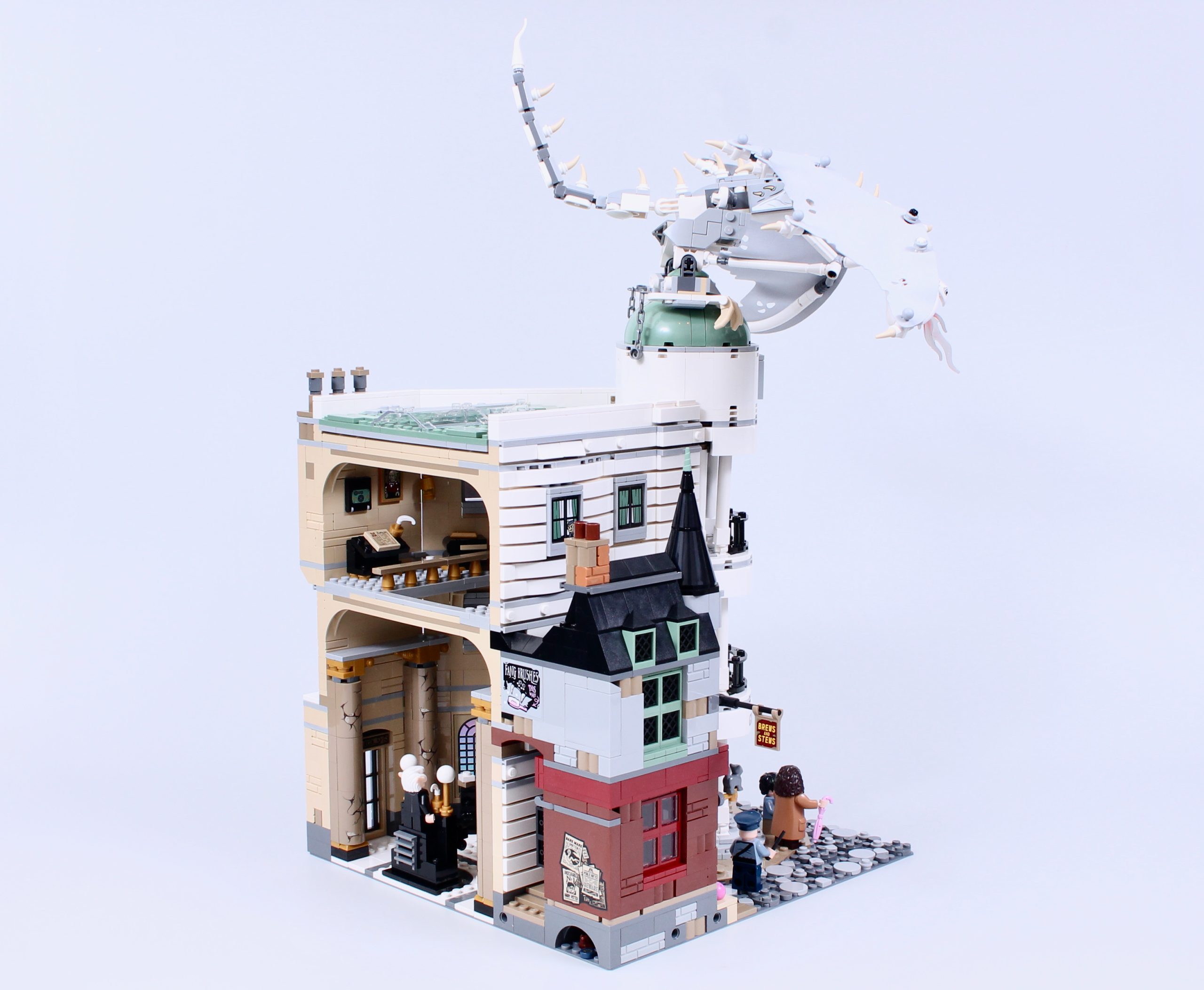 LEGO Harry Potter 76417 Gringotts Wizarding Bank Collectors’ Edition review