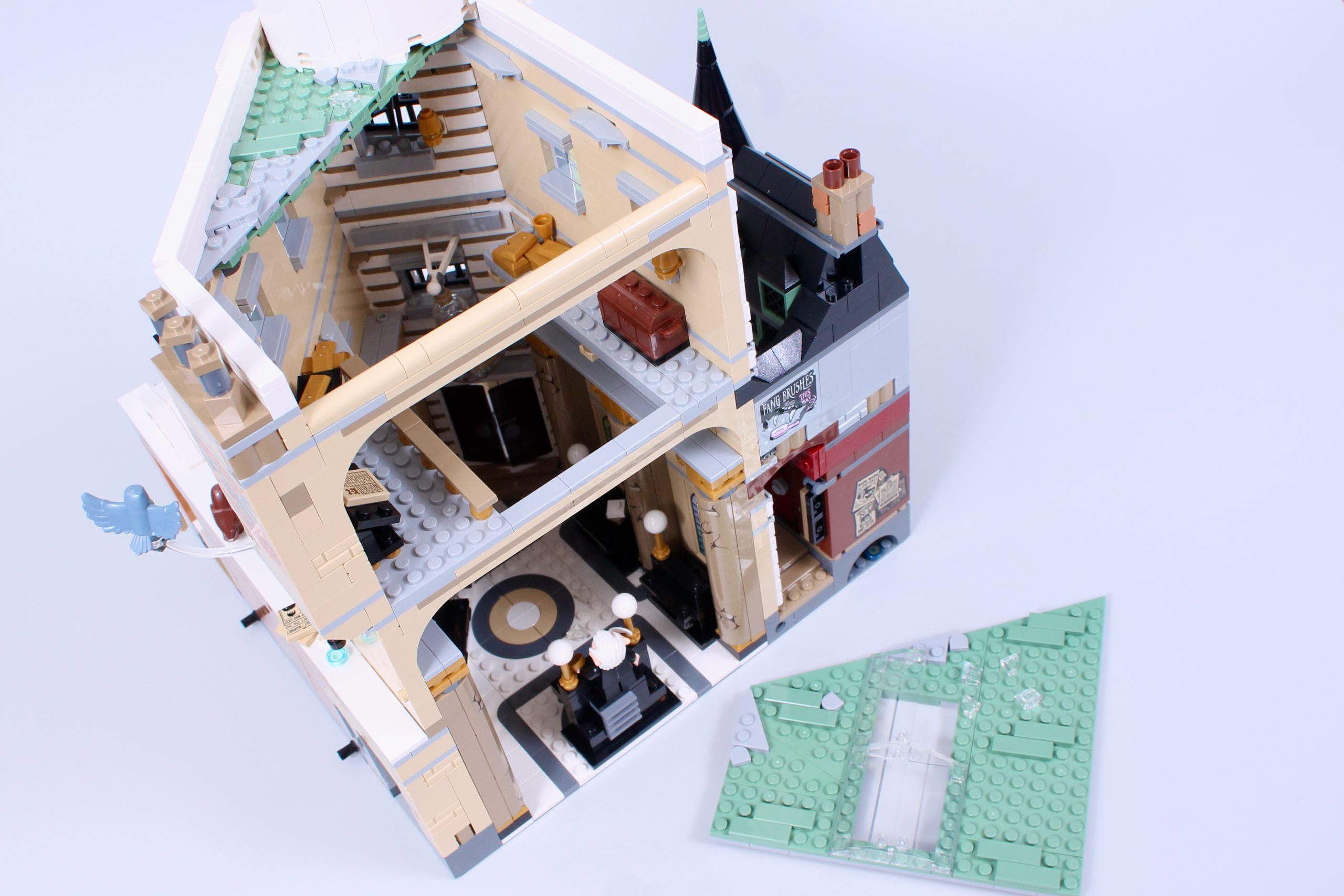 LEGO Harry Potter 76417 Gringotts Wizarding Bank Collectors’ Edition review